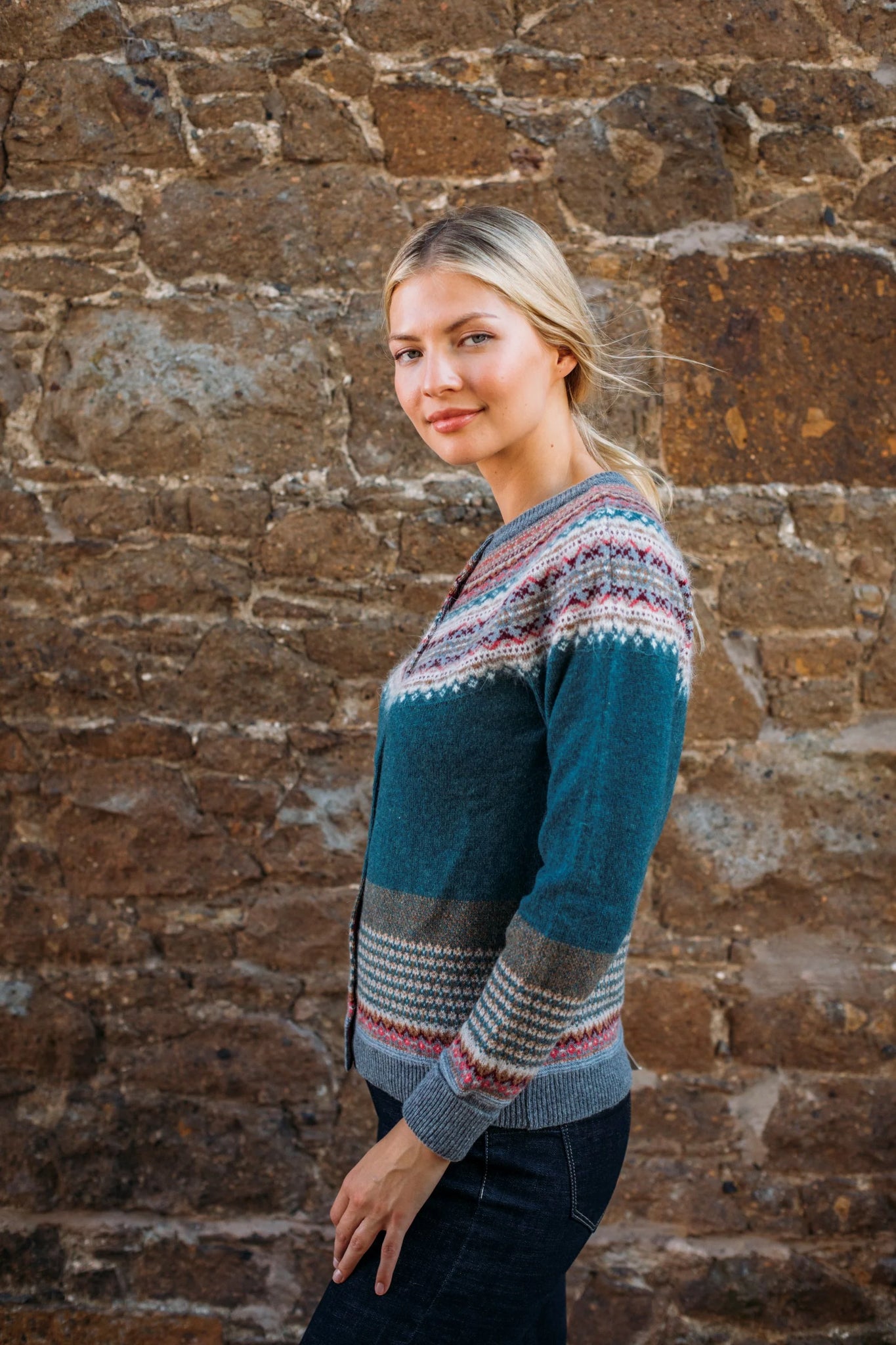 Eribe' Scottish Knitwear – From Dust